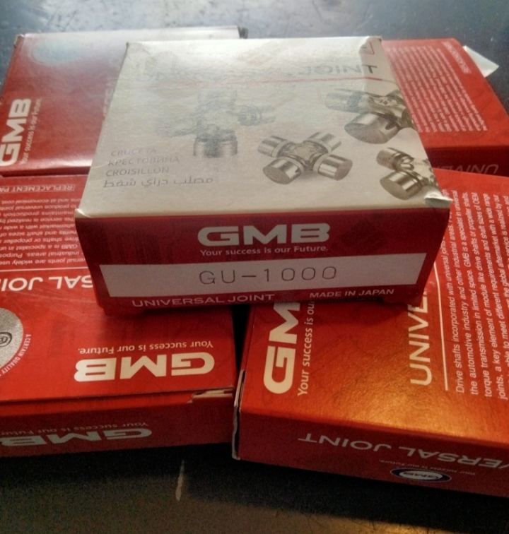 Universal joint Nissan Navara GMB GU1000 | E-spareparts